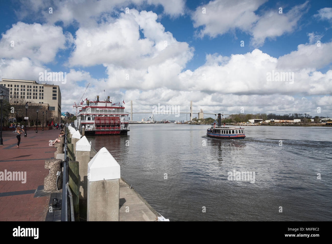 Savannah Georgia River Queen as seen from River Street in Sanvannah ...