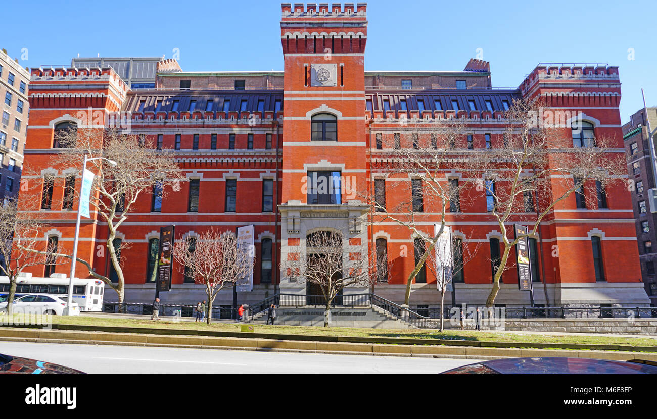 Park avenue armory exterior hi-res stock photography and images - Alamy