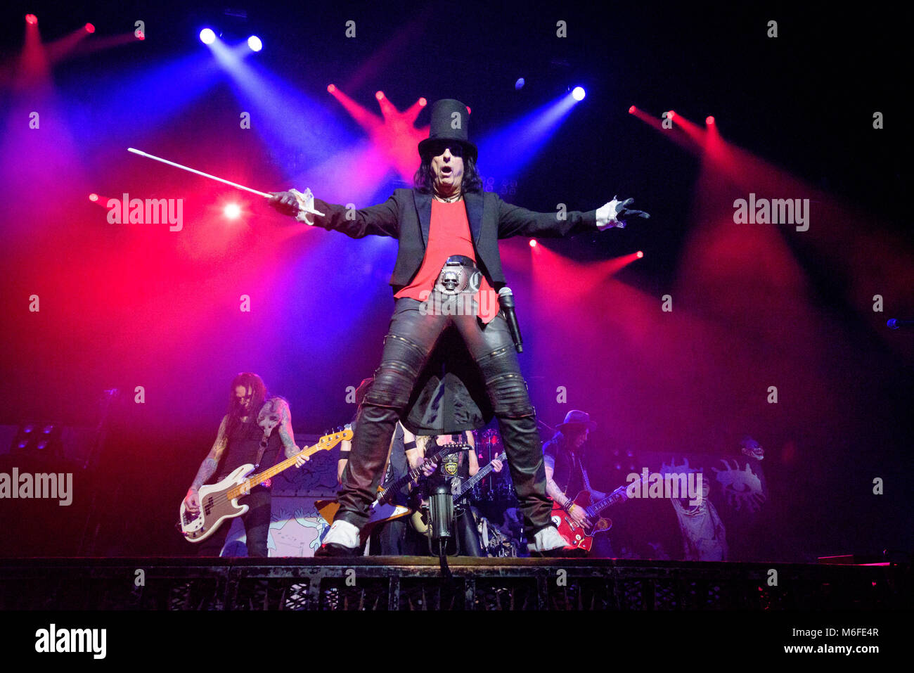 Tommy rocker hi-res stock photography and images - Alamy