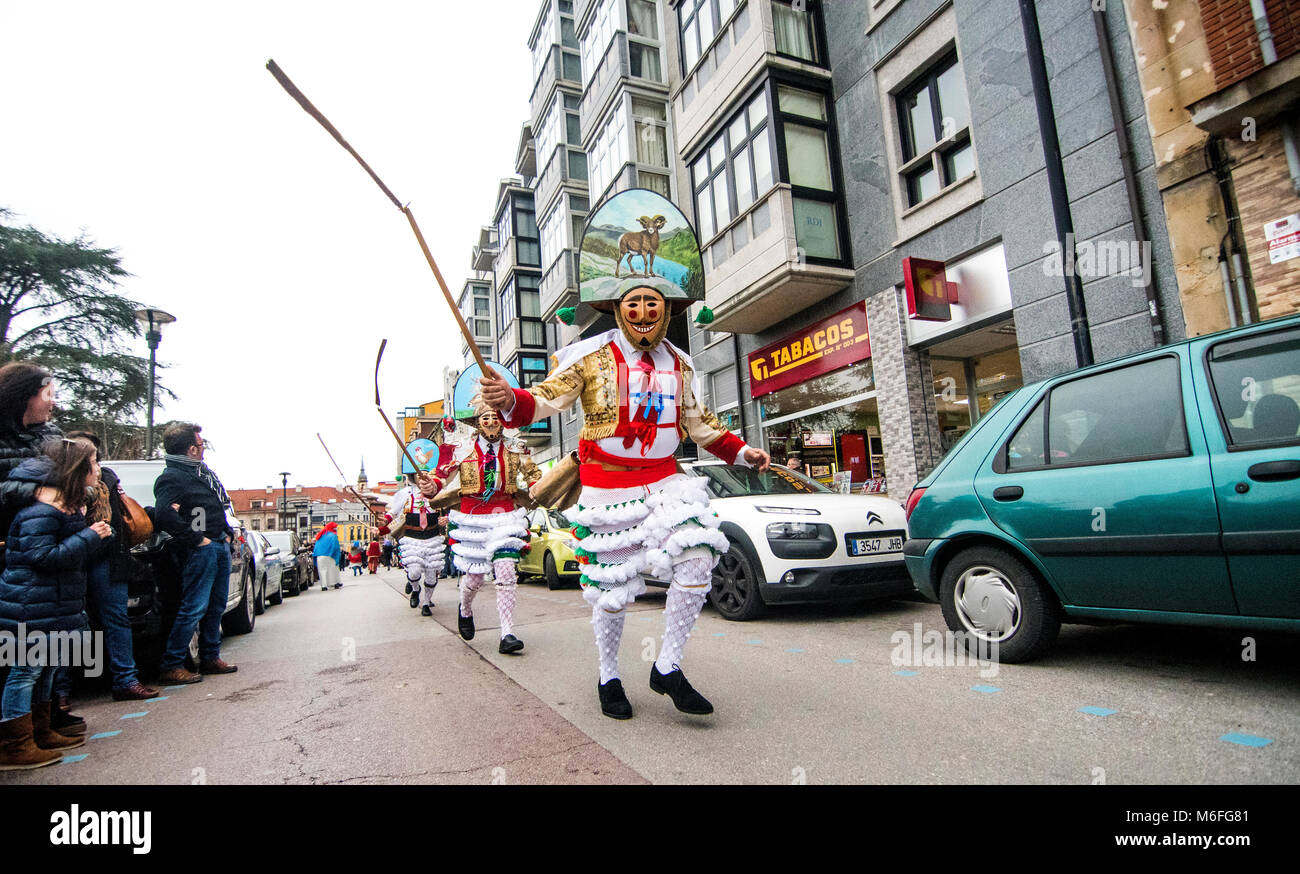 Siero, Spain. 3rd March, 2018. Os peliqueiros, a Spanish traditional ...