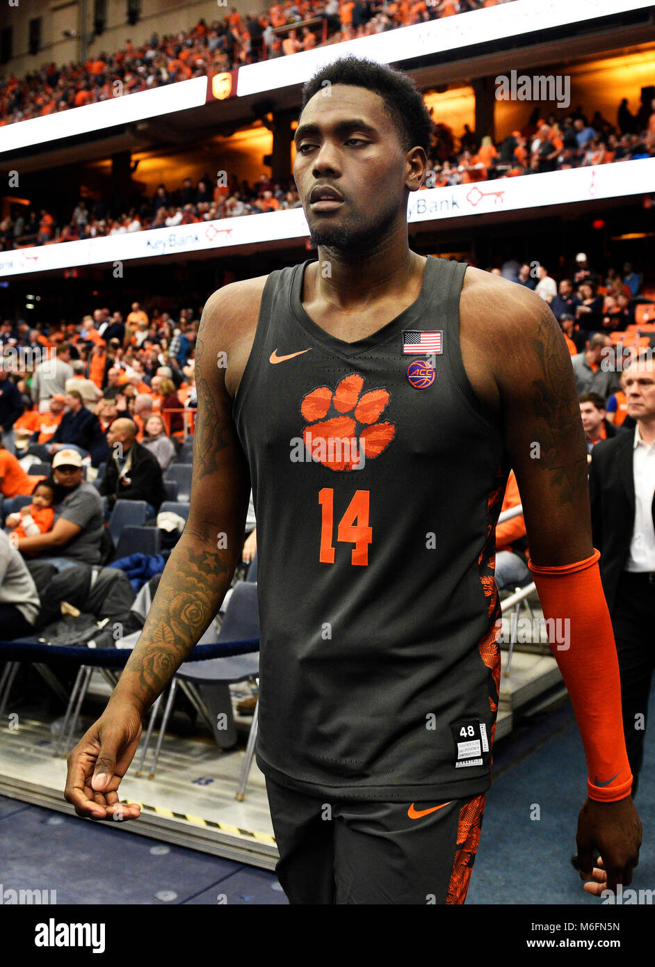 Syracuse, NY, USA. 3rd Mar, 2018. Clemson Tigers forward Elijah Thomas ...