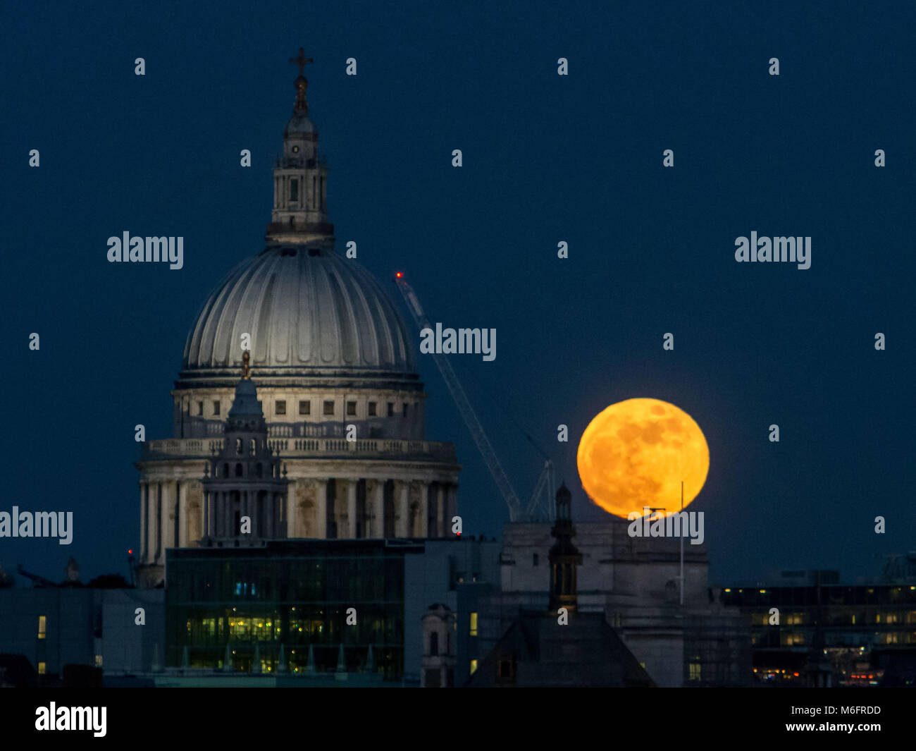 Supermoon rising over London Featuring: Atmosphere, View Where: London ...