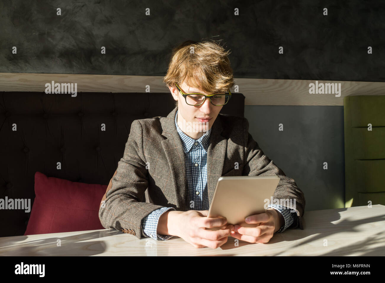 Pc smart person hi-res stock photography and images - Alamy