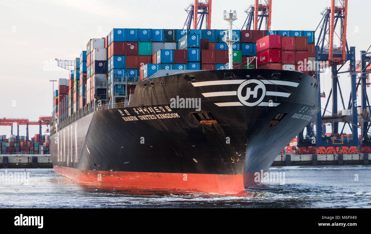 Bow view hi-res stock photography and images - Alamy