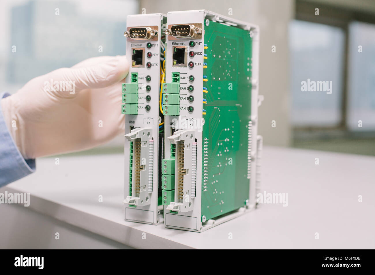 Pcb inspection microscope hi-res stock photography and images - Alamy