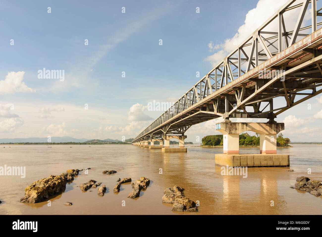 Thanlwin bridge hi-res stock photography and images - Alamy
