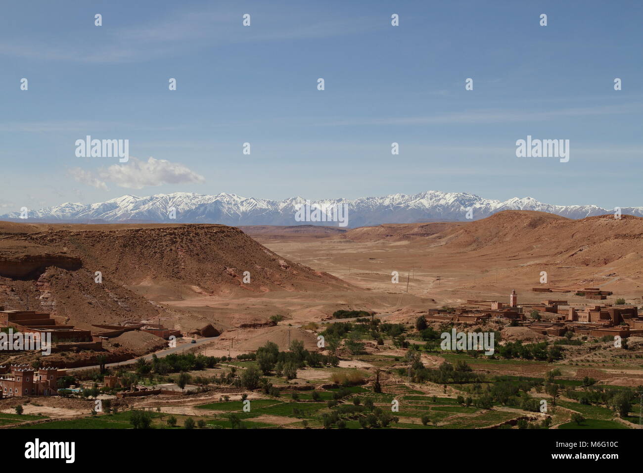 Towards the atlas hi-res stock photography and images - Alamy