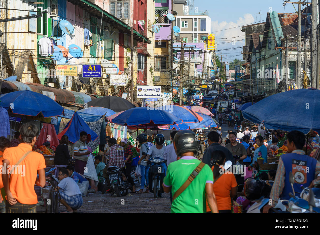 Moulmein Myanmar Stock Photos & Moulmein Myanmar Stock Images - Alamy