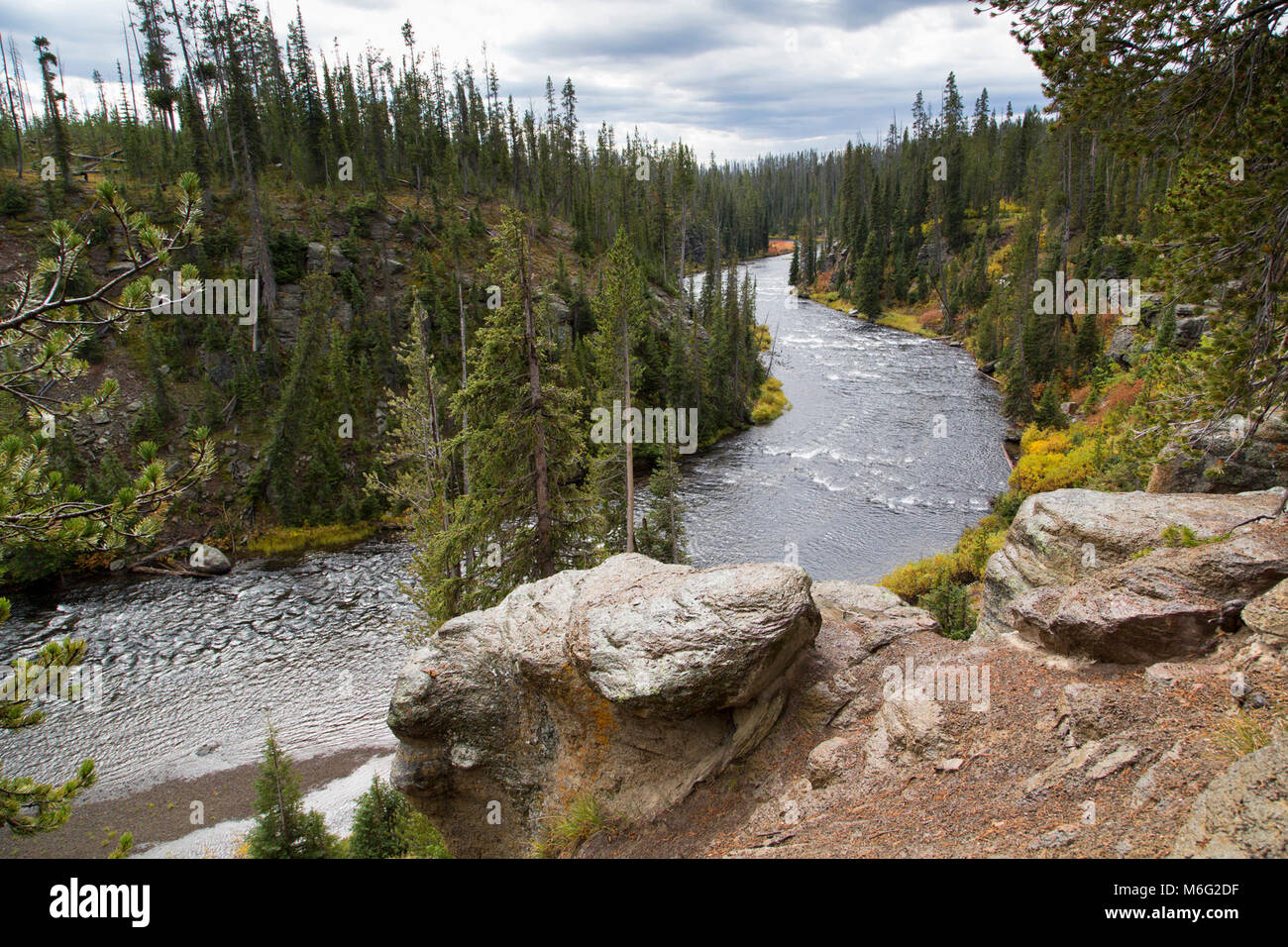 Fall on the Lewis River Stock Photo - Alamy