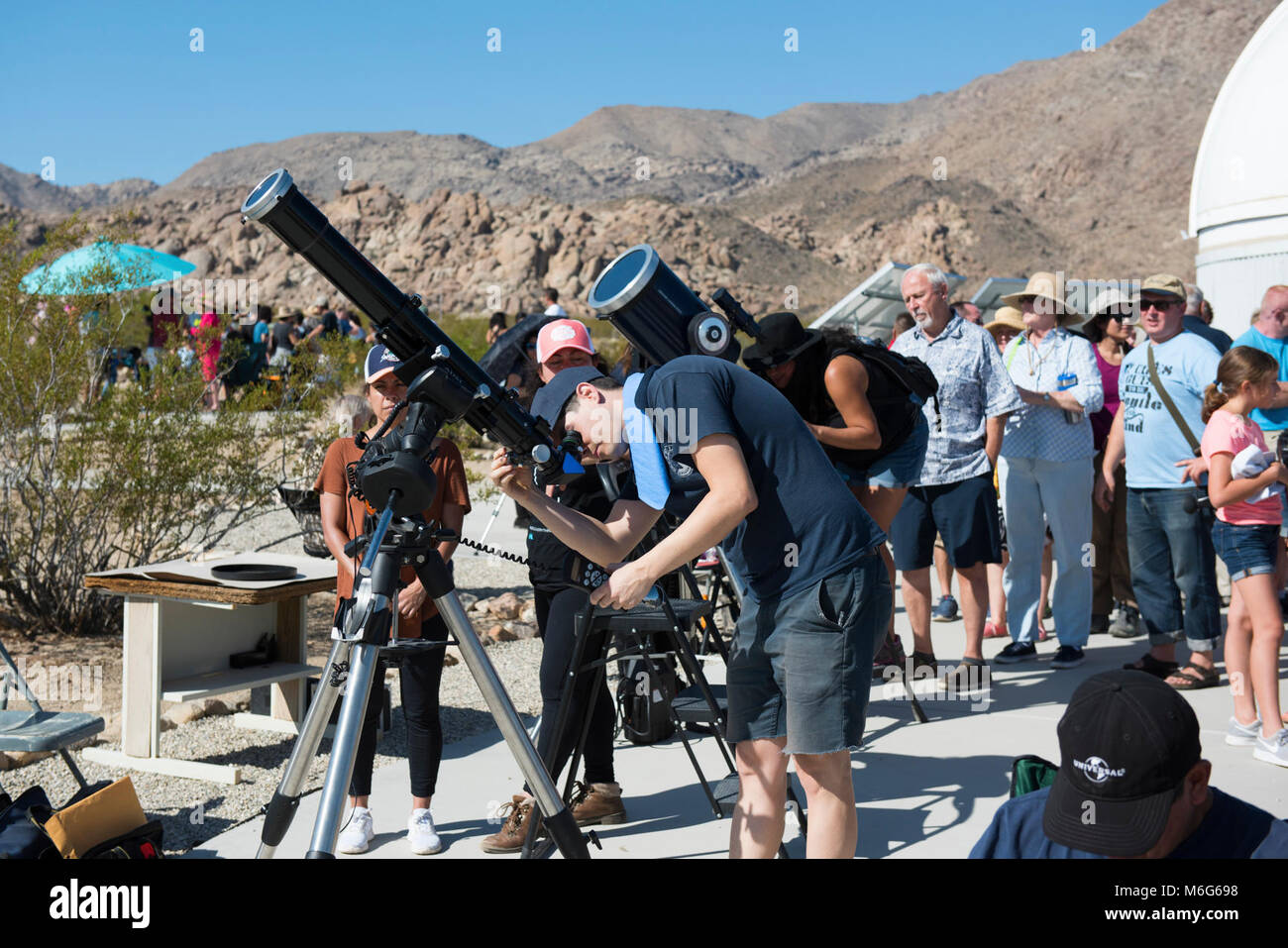 Solar Eclipse Viewing Event Stock Photo - Alamy