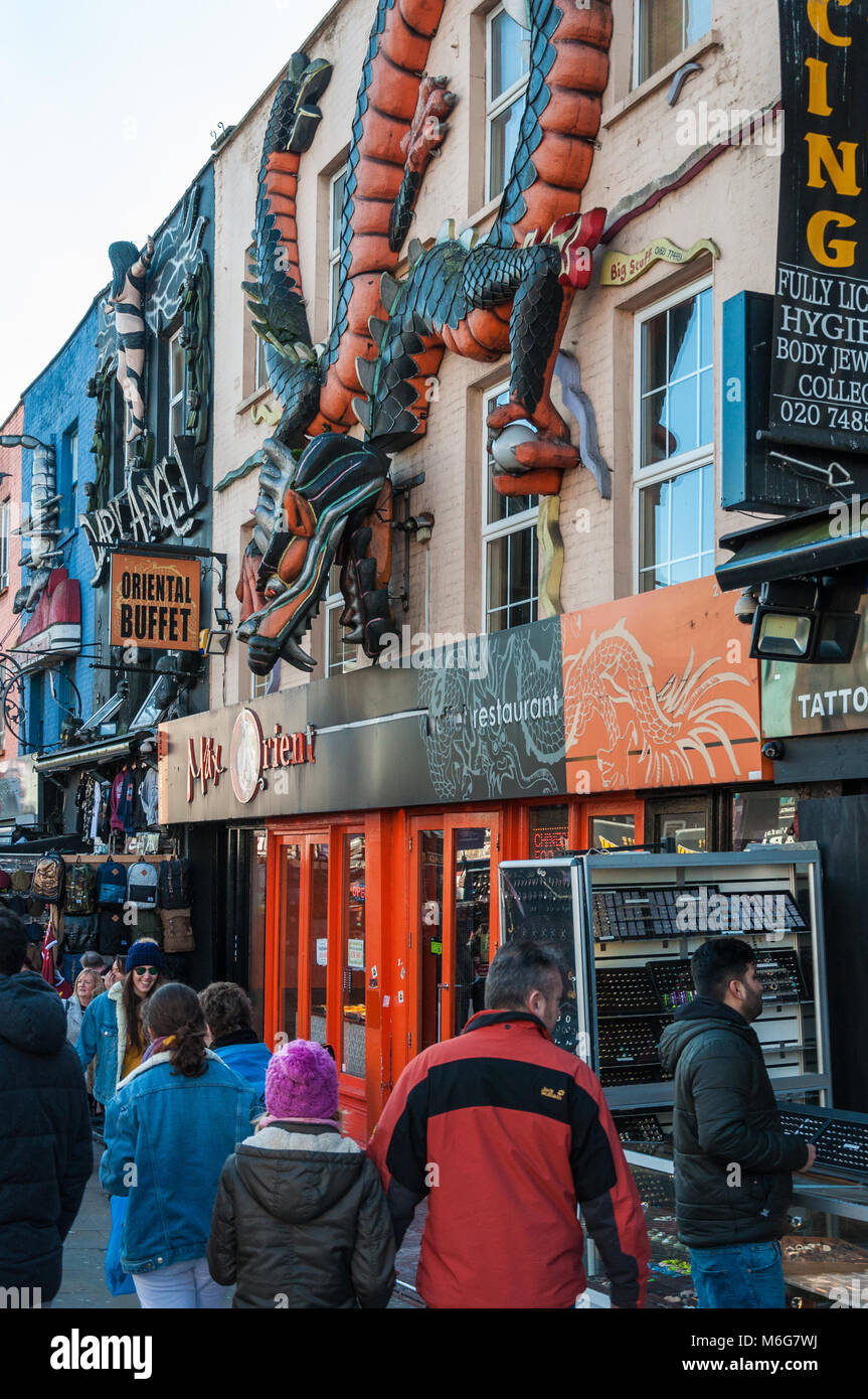 Stylised chinese dragon hi-res stock photography and images - Alamy