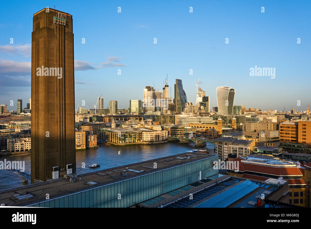 Tate modern aerial view hi-res stock photography and images - Alamy
