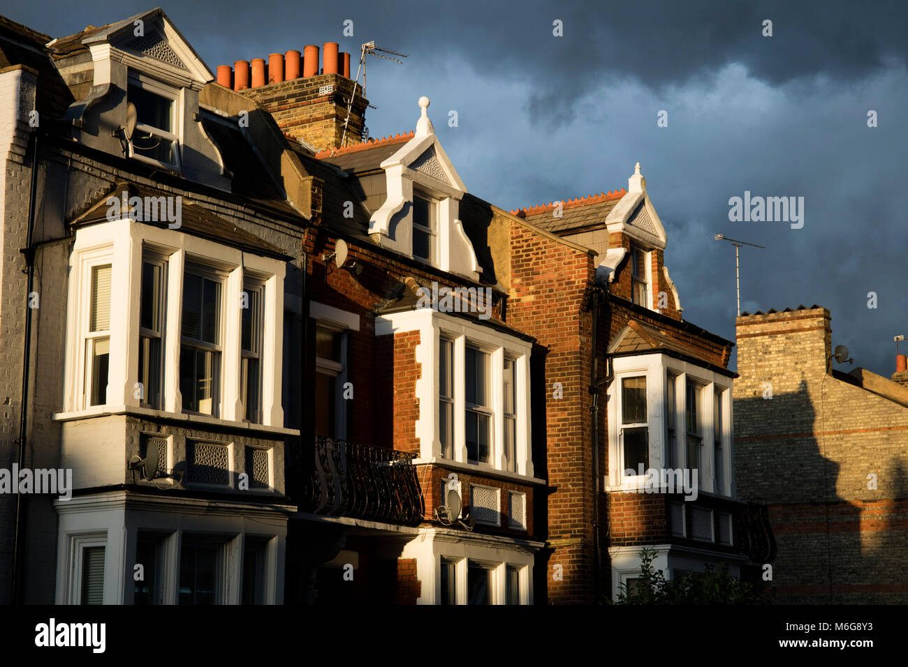 Terraced Housing Putney London Stock Photo Alamy