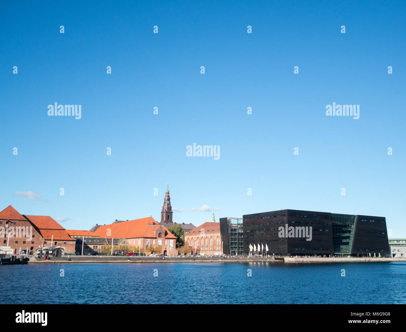 Black Diamond building Copenhagen Stock Photo - Alamy