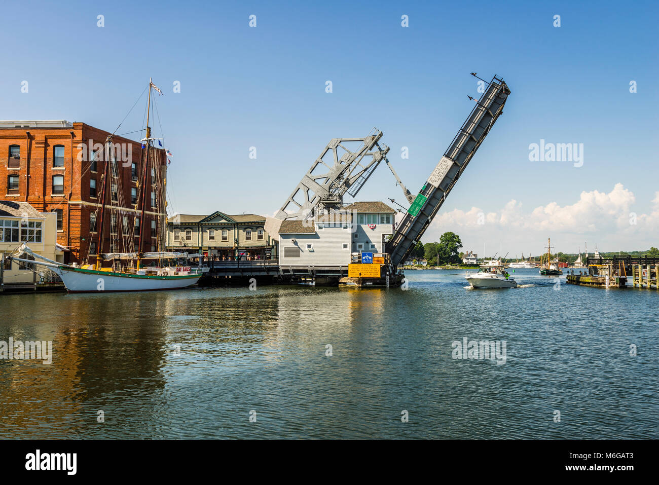 Mystic River Bascule Bridge Mystic, Connecticut, USA Stock Photo - Alamy