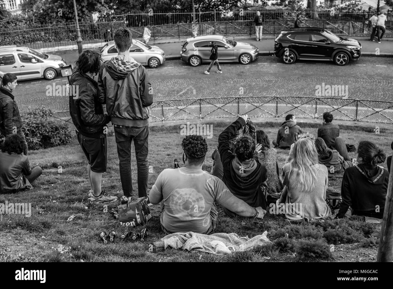 People looking over Black and White Stock Photos & Images - Alamy