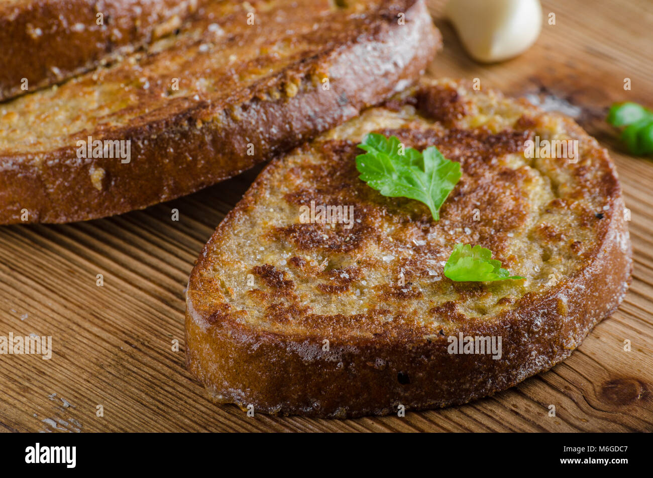 French garlic toast, food photography, delish bio garlic and herbs ...