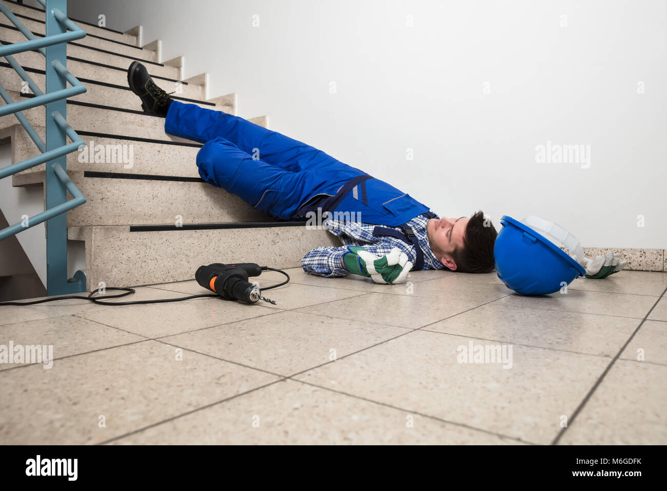 Man unconscious accident fall hi-res stock photography and images - Alamy
