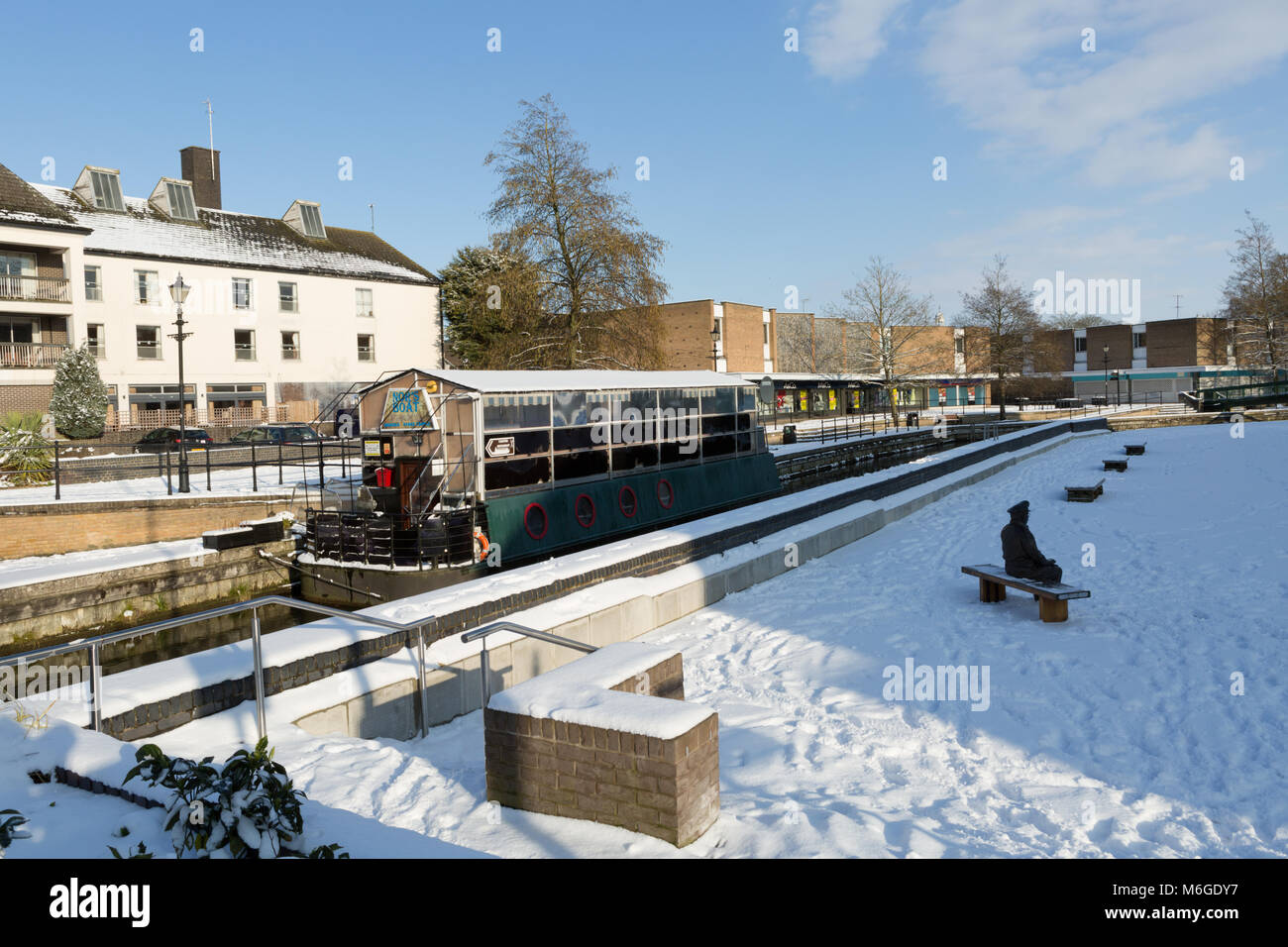 Little Ouse River at Thetford Riverside with boat restaurant, Bell ...