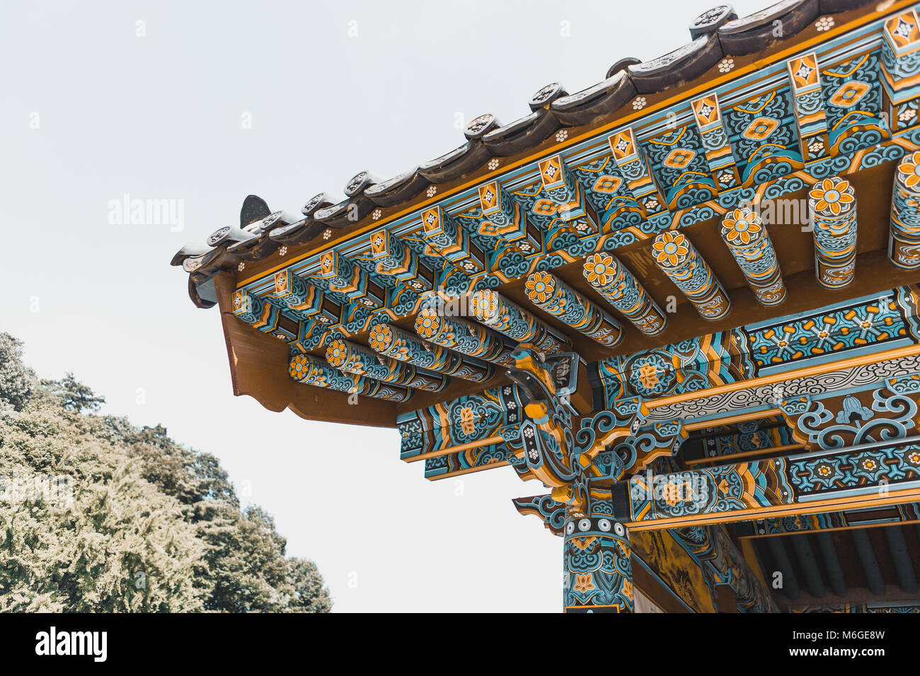 Neat roof-top of traditional buddhist monastery at mountainous area ...