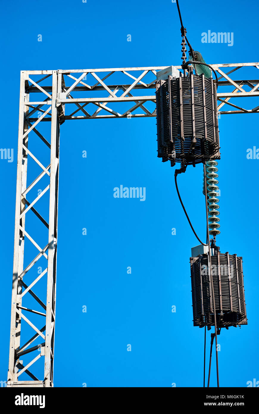 Cable barrier hi-res stock photography and images - Alamy