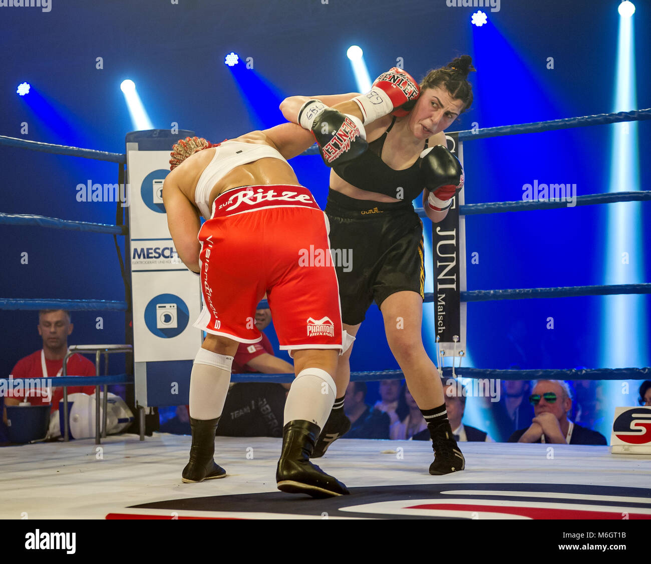 Sport amateur boxen hi-res stock photography and images - Alamy