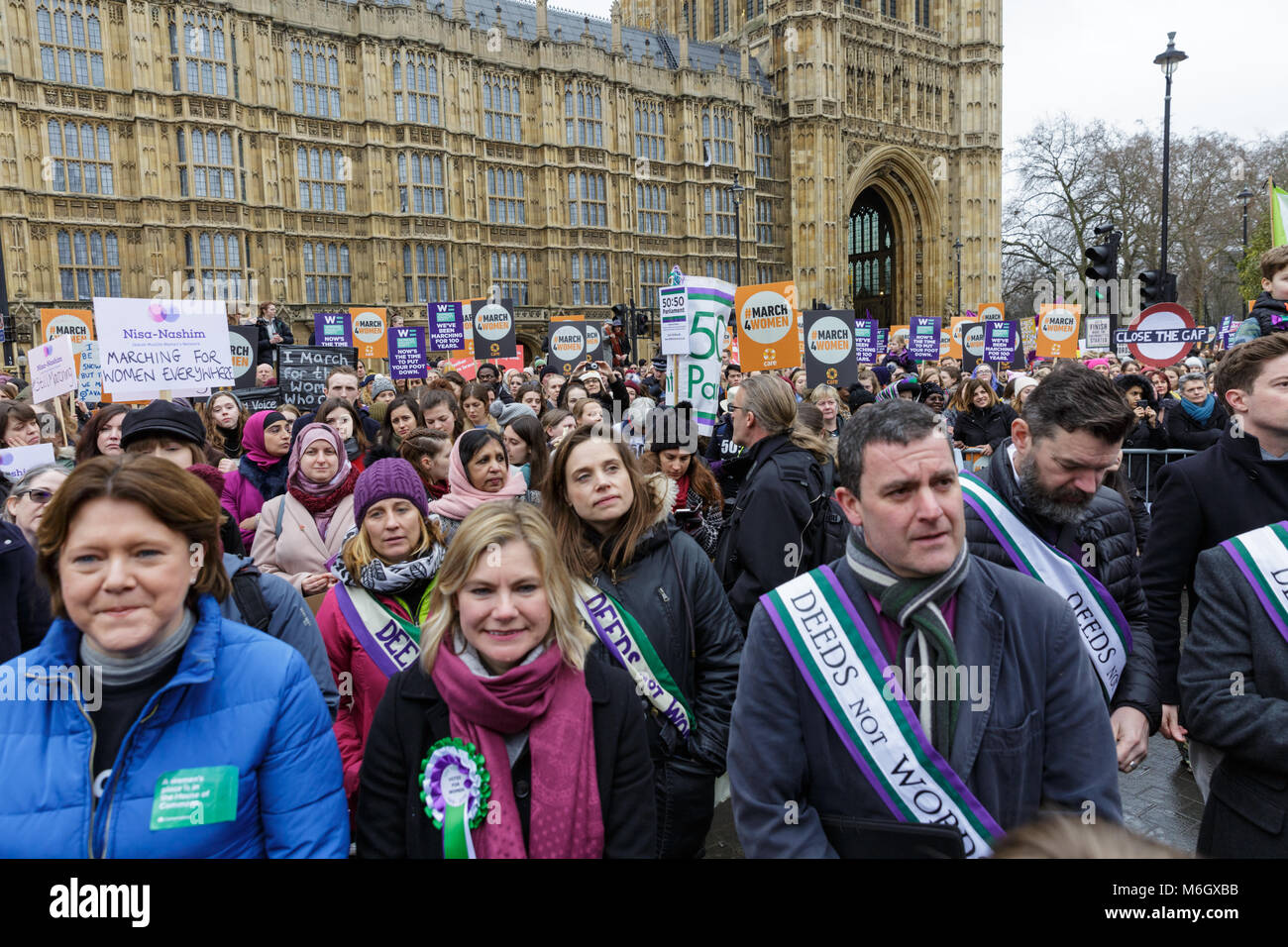 Westminster, London, 4th March 2018. Thousands of placard-bearing women ...