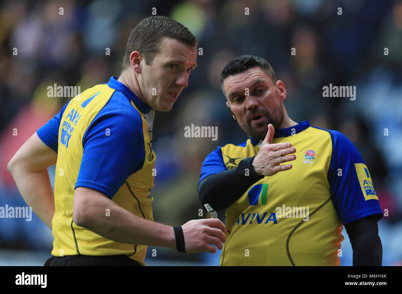 Referee tom foley High Resolution Stock Photography and Images - Alamy