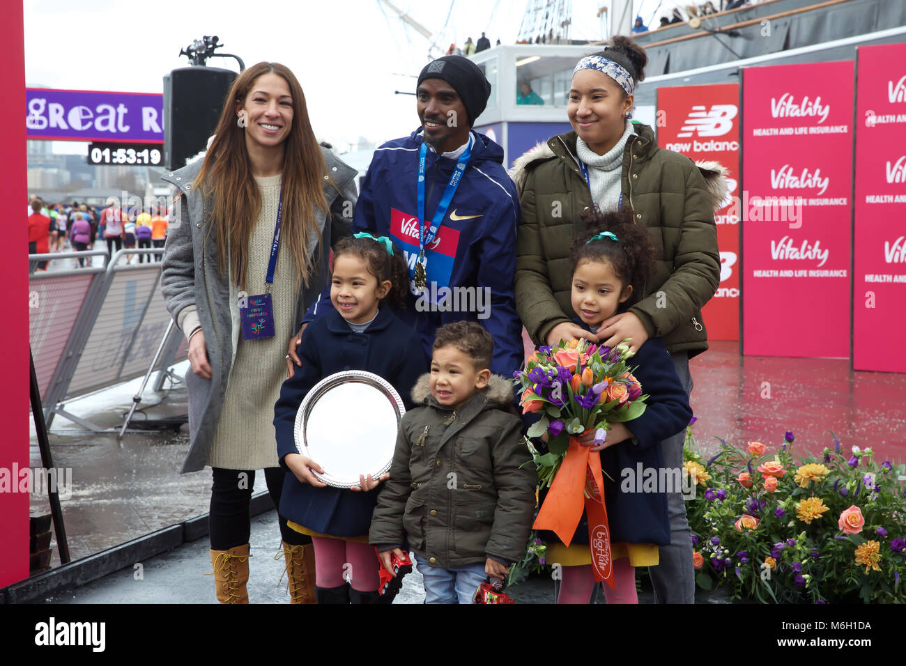 Mo farah family hi-res stock photography and images - Alamy