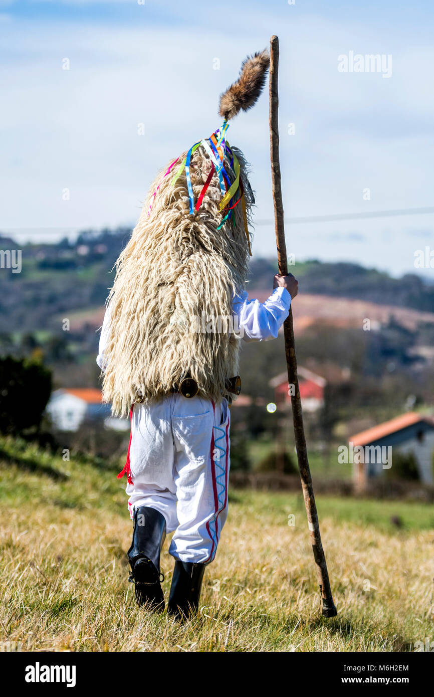 Valdesoto, Spain. 4th March, 2018. A sidro, a traditional mask of ...
