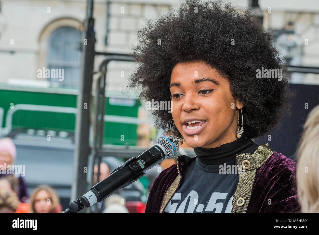 50 international women hi-res stock photography and images - Alamy