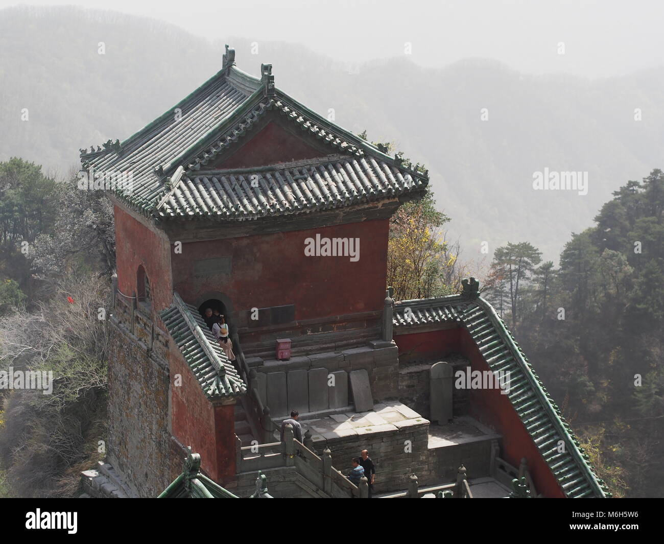 Wudang shan hi-res stock photography and images - Alamy