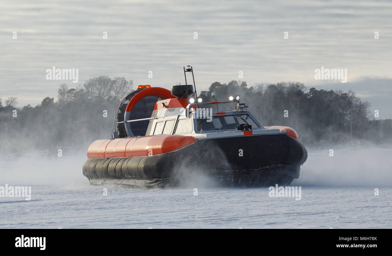 Tiger 12 hovercraft demonstrating its mobilty on ice and snow off ...