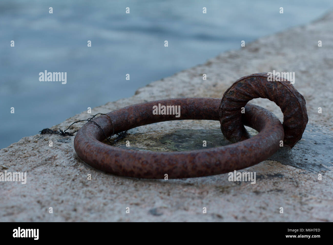 Mooring ring chain hi-res stock photography and images - Alamy