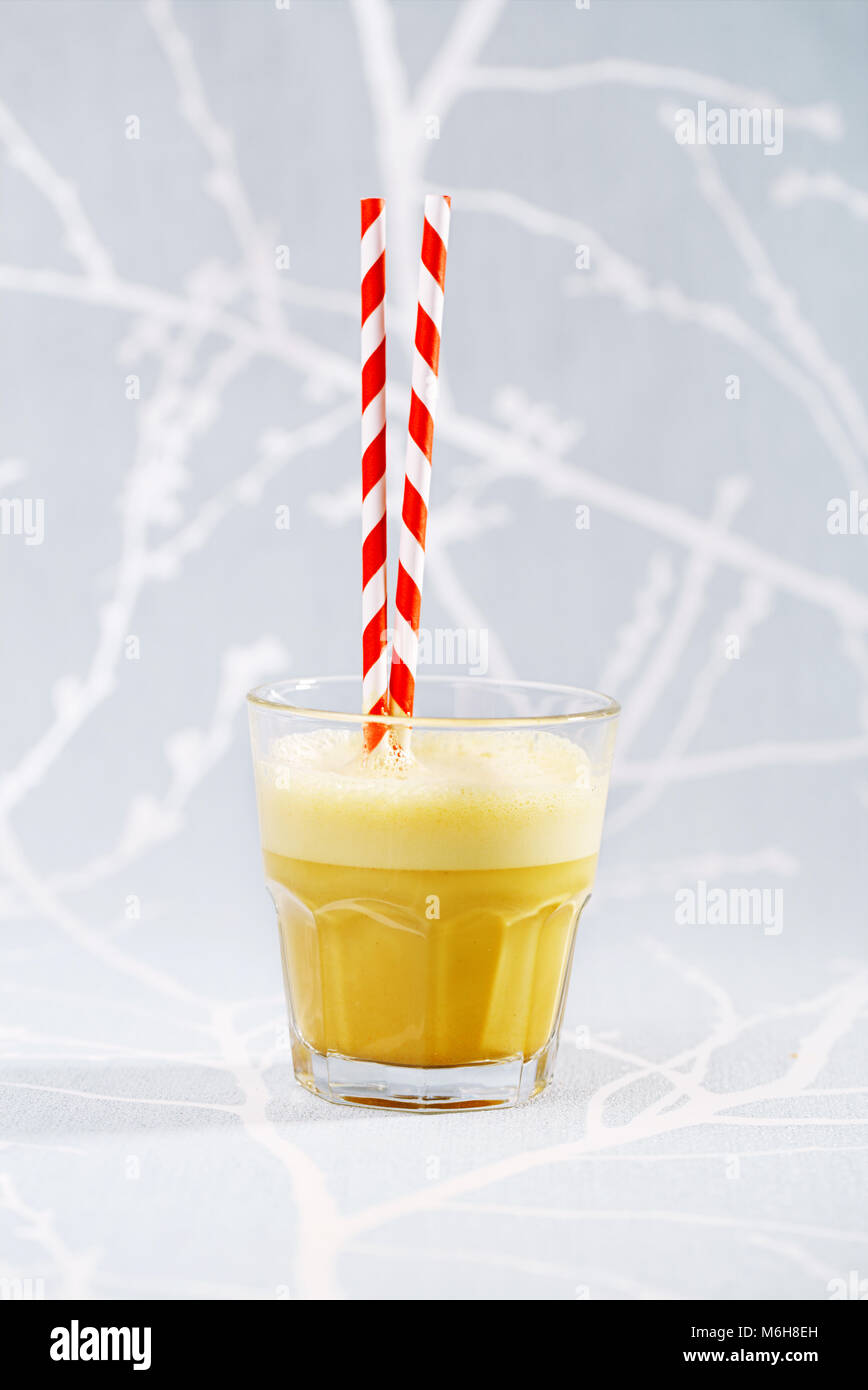 Golden twist hi-res stock photography and images - Alamy