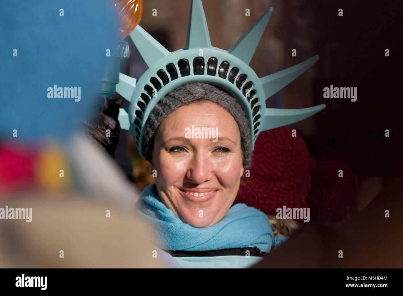 Woman dressed as the statue of Liberty, women's march on London ...