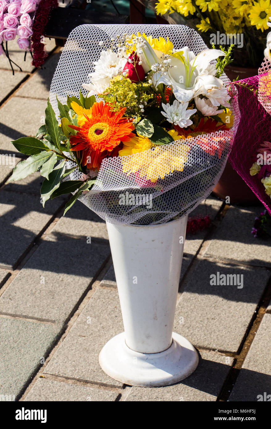 Beautiful colorful natural spring flowers in a vase Stock Photo - Alamy