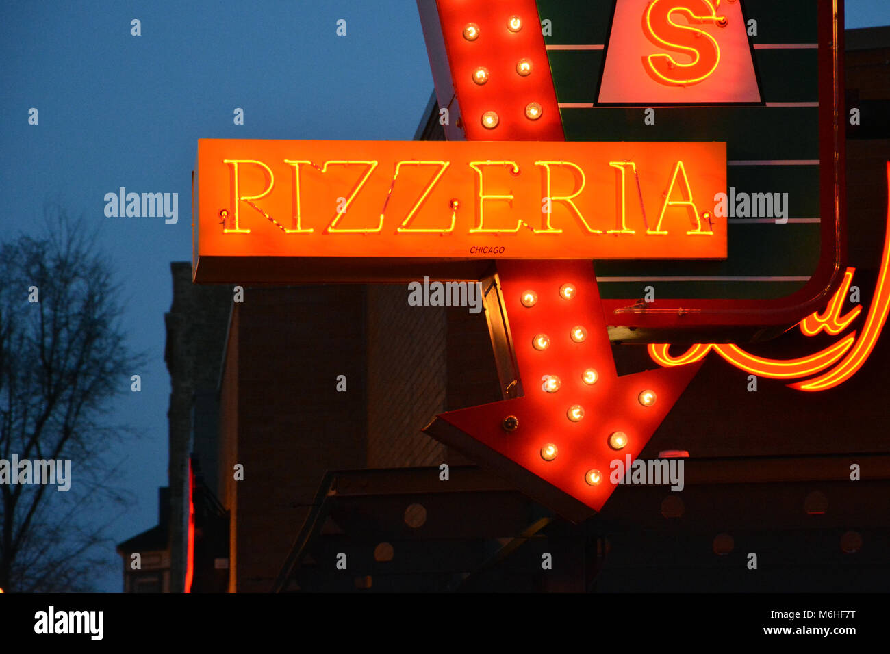 Neon pizza sign hi-res stock photography and images - Alamy