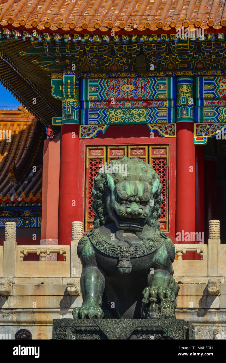 A bronze lion at Forbidden City in Beijing, China Stock Photo - Alamy