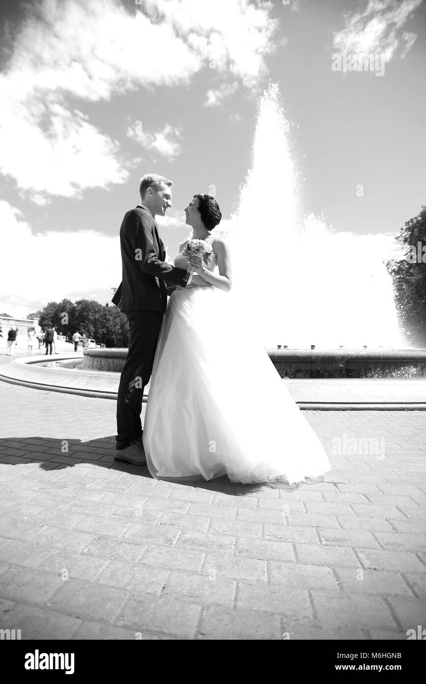 Retro photo happy family Black and White Stock Photos & Images - Alamy