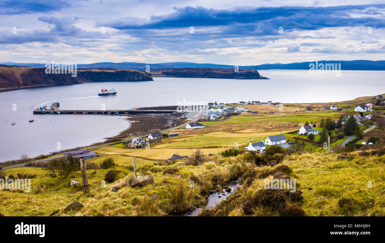 Caledonian MacBrayne (CalMac) ferry leaving Uig, Isle of Skye Stock ...