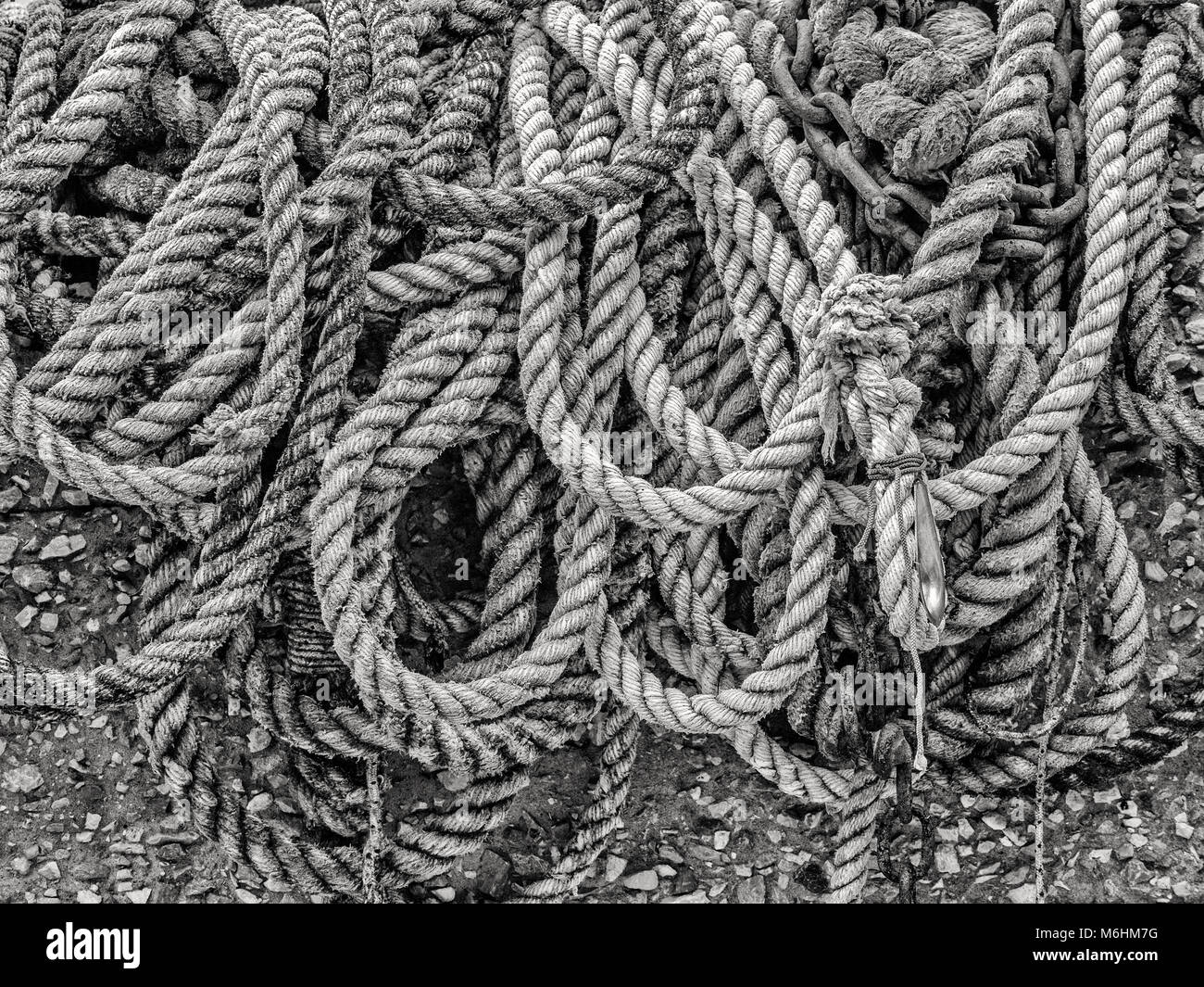 Rope on a dock on the Island of Ischia, Italy Stock Photo - Alamy
