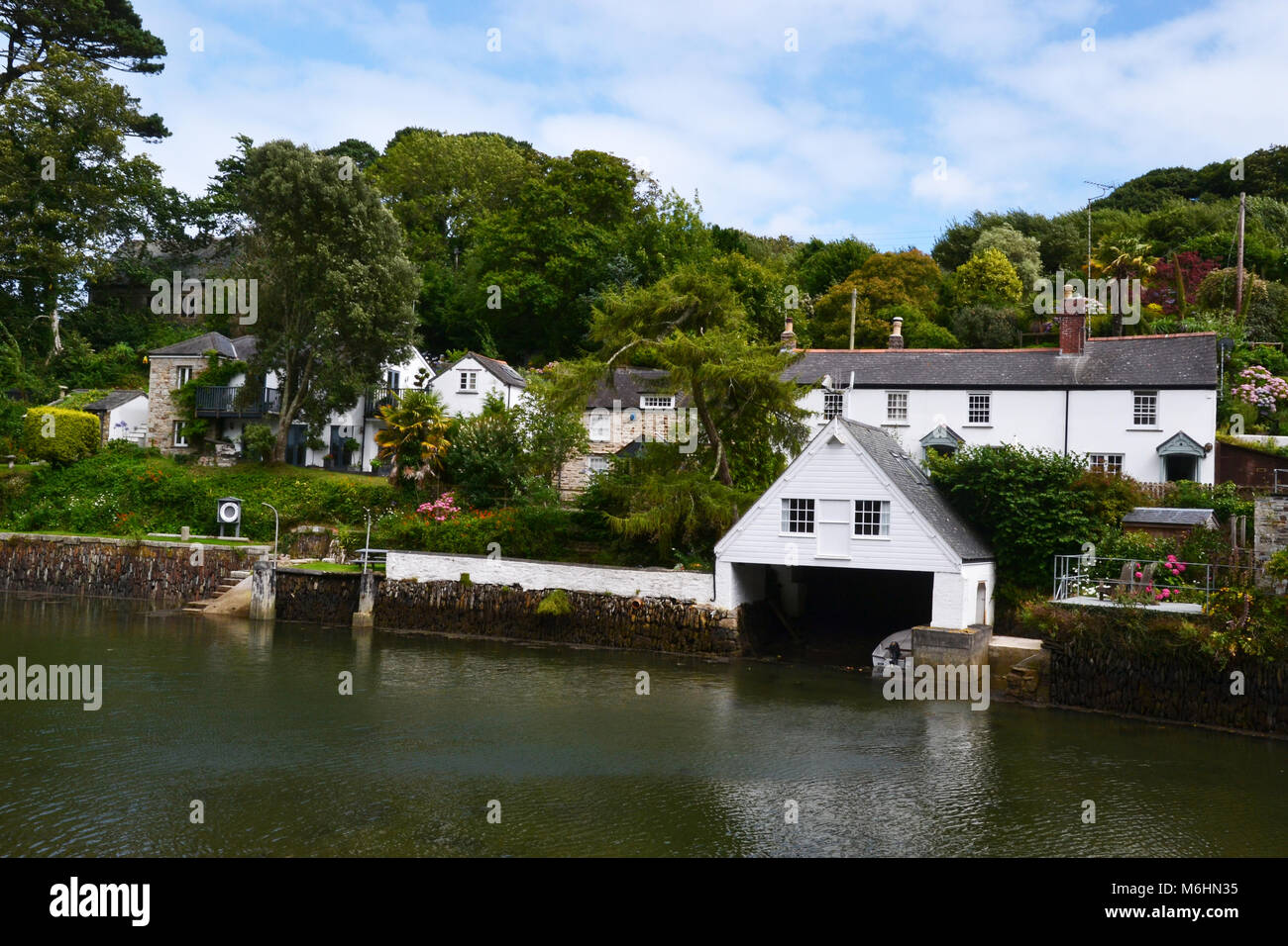 Helford river cornwall river boat hi-res stock photography and images ...