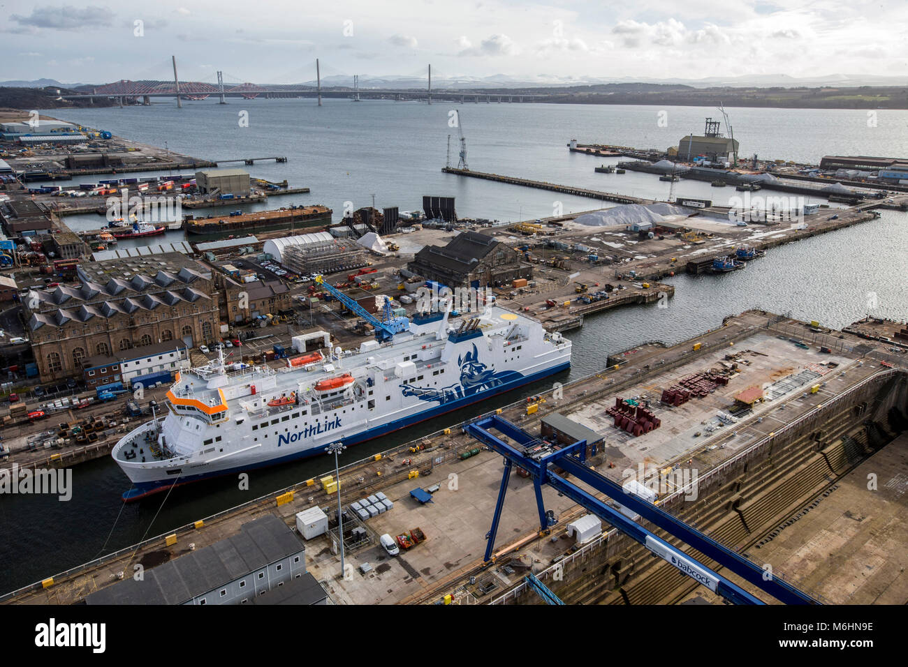 Rosyth docks hi-res stock photography and images - Alamy