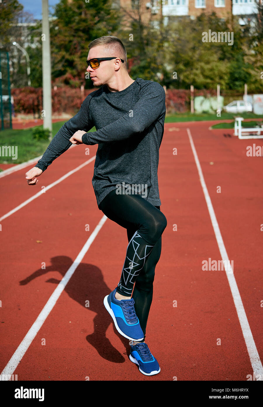 Professional male runner training hi-res stock photography and images ...