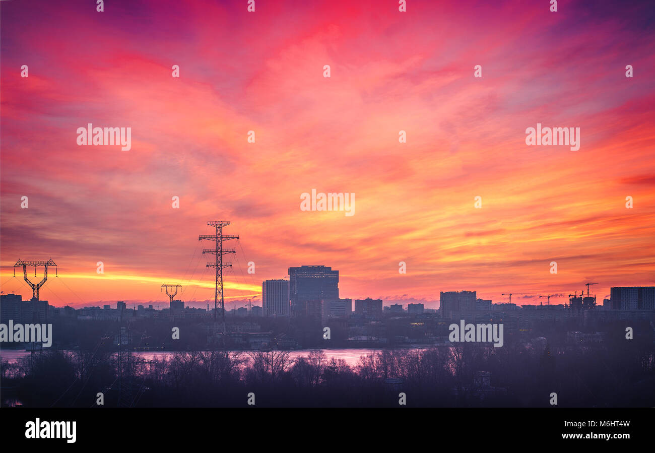 Fiery urban landscape hi-res stock photography and images - Alamy