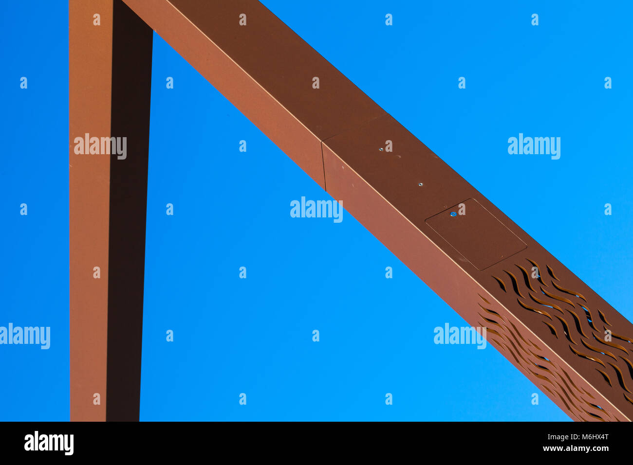Steel box section frame hi-res stock photography and images - Alamy
