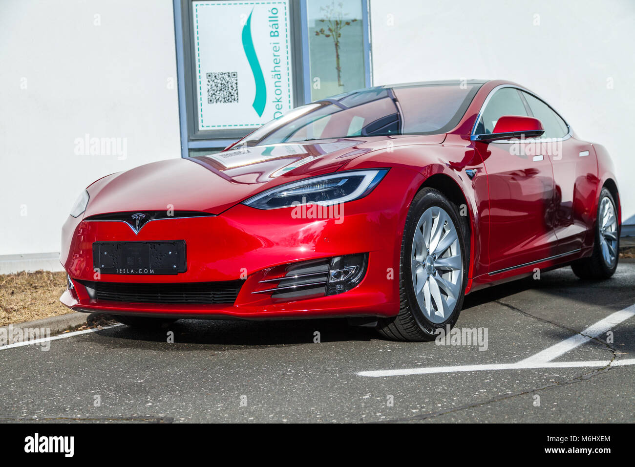 FUERTH / GERMANY - MARCH 4, 2018: Tesla logo on a Tesla car Tesla, Inc ...