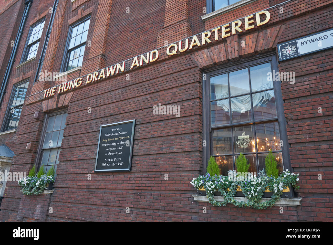 Drawn and quartered hi-res stock photography and images - Alamy