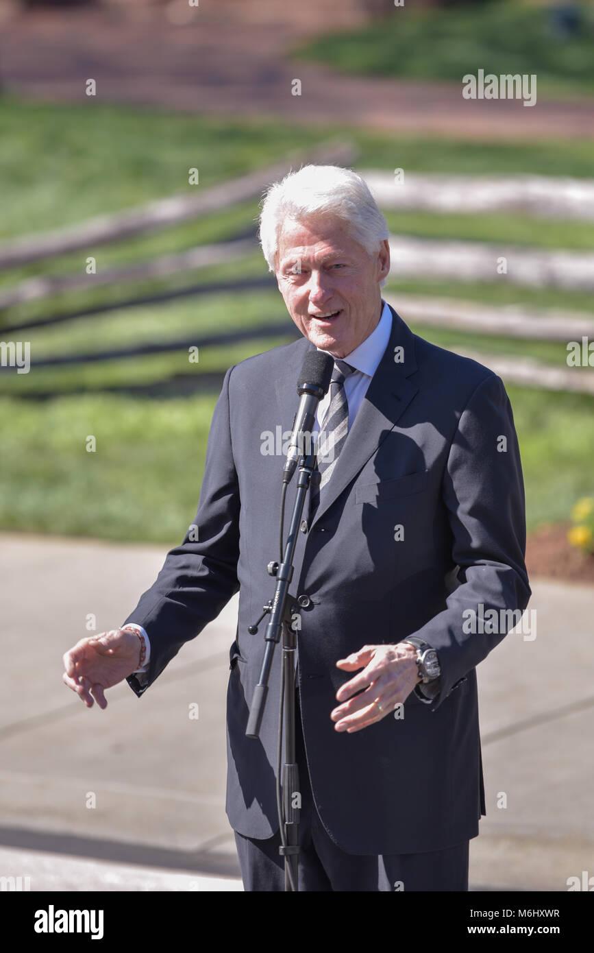Charlotte, NC. 27 Feb, 2018. Former US President Bill Clinton met with ...